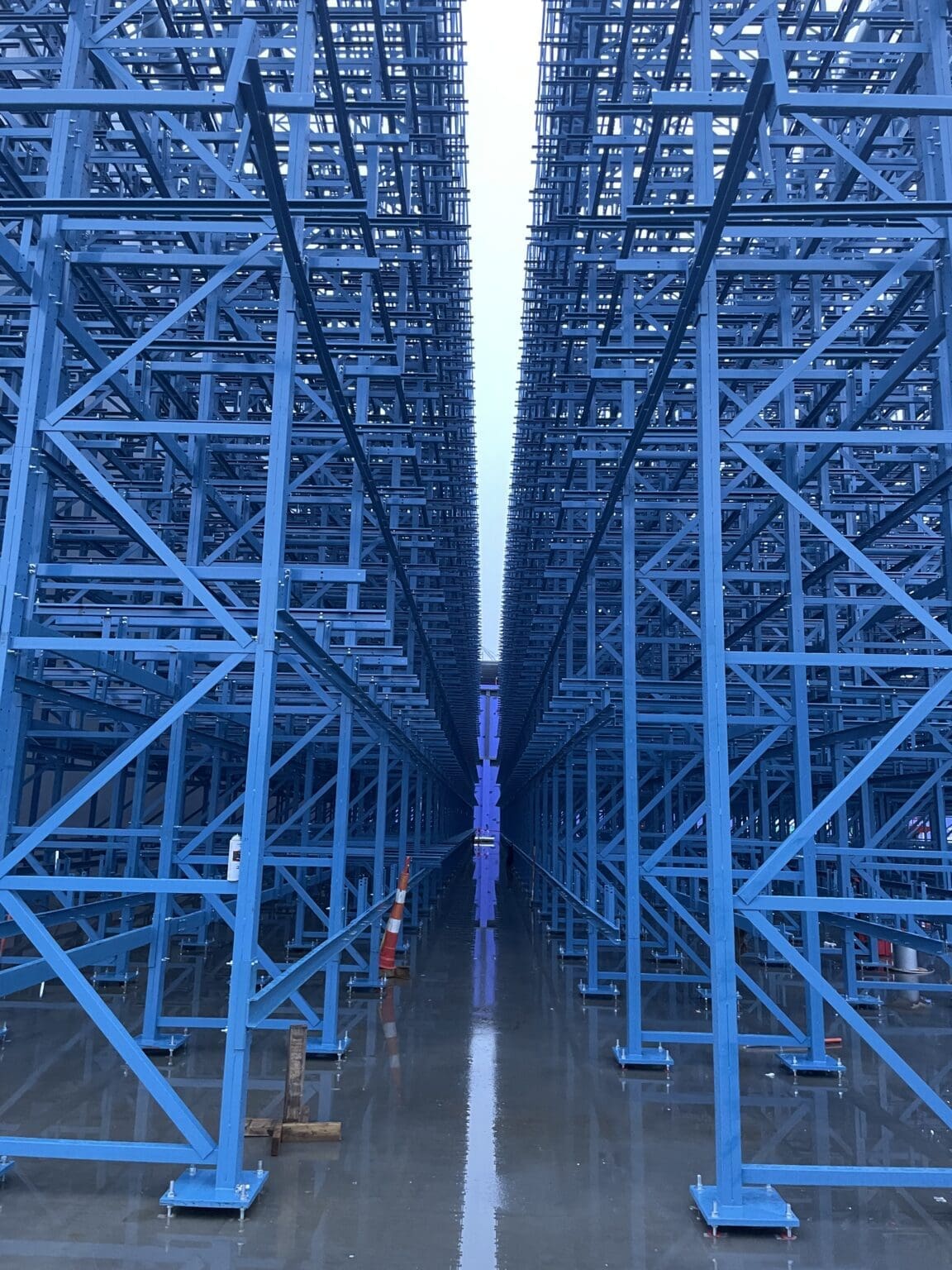 Automated Storage Retrieval Systems (ASRS) Rack-supported Construction ...